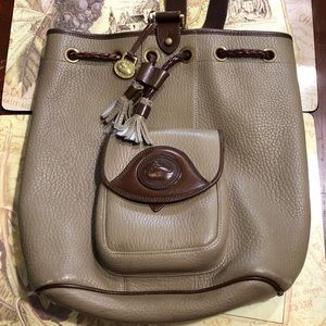 Dooney & Bourke | Bags | Vintage Dooneybourke Pebblestone Leather ...